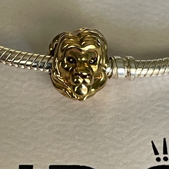 Pandora | Jewelry | New Authentic Disney X Pandora Shine Le Simba ...